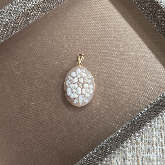 Jewelry | Vintage 14k Gold Reversible Cameo Pendant | Poshmark